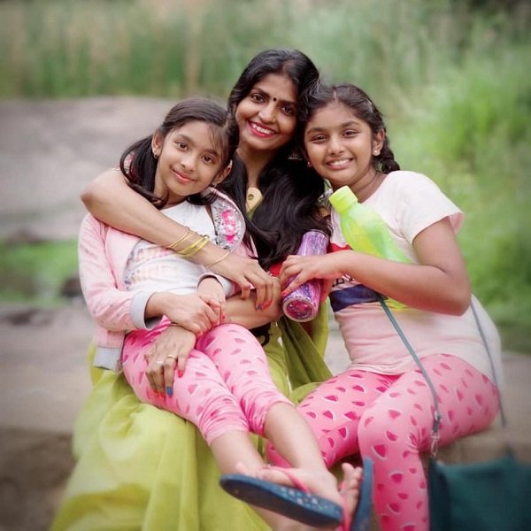 Kani Thiru (Actress) Biography, Age, Height, Husband, Children, Family ...