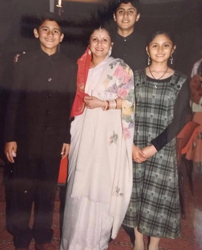 Vibhu Raghave (Actor) Biography, Age, Death, Wife, Family, Facts, Wiki ...